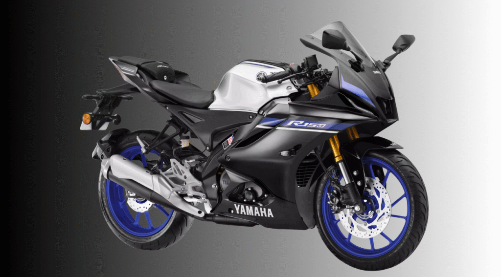 Updated R15 Launched in India at ₹1.67 Lakh: Full Details of Yamaha R15 ...